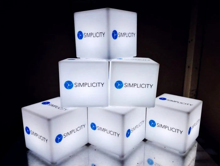 Custom Clear Acrylic Display Boxes | Branded Retail Case – Cosource
